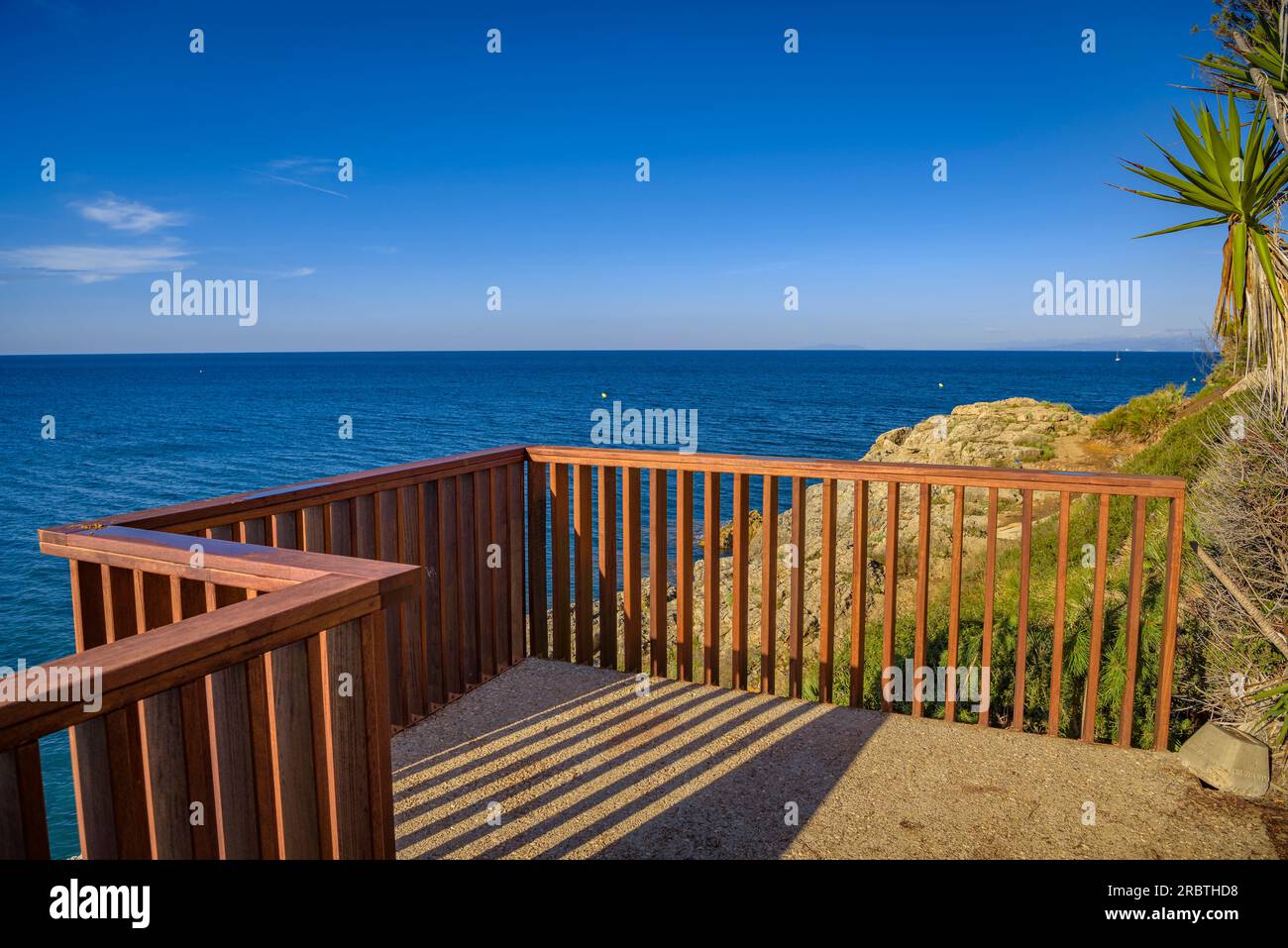Sendero En El Mar Hi Res Stock Photography And Images Alamy