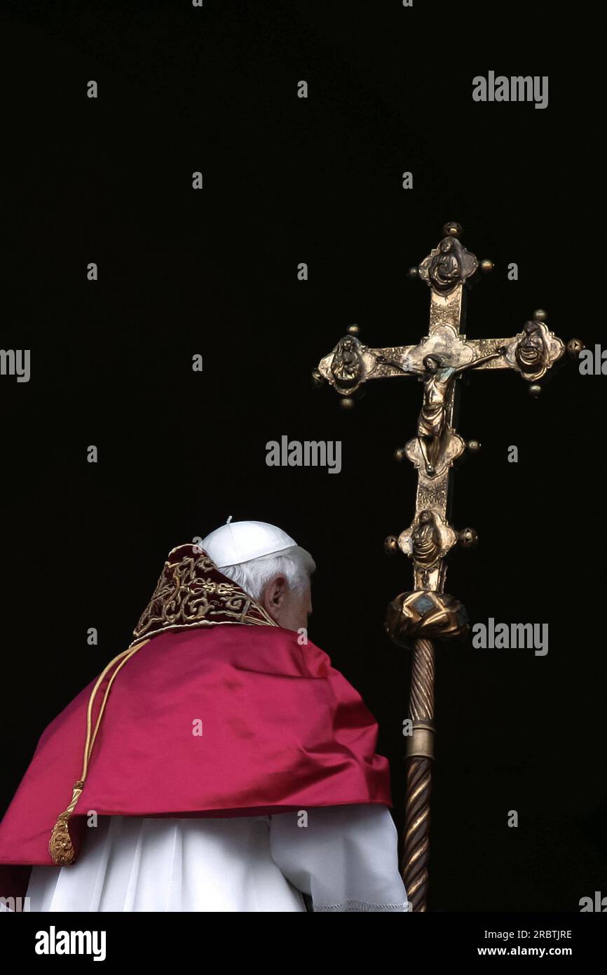 Vatican, 19 April 2005. Saint Peter's Square. Cardinal Joseph Ratzinger ...