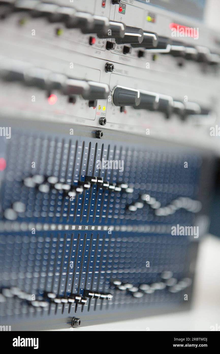 Musical instruments visuals piano keyboards audio visuals mixers sound ...