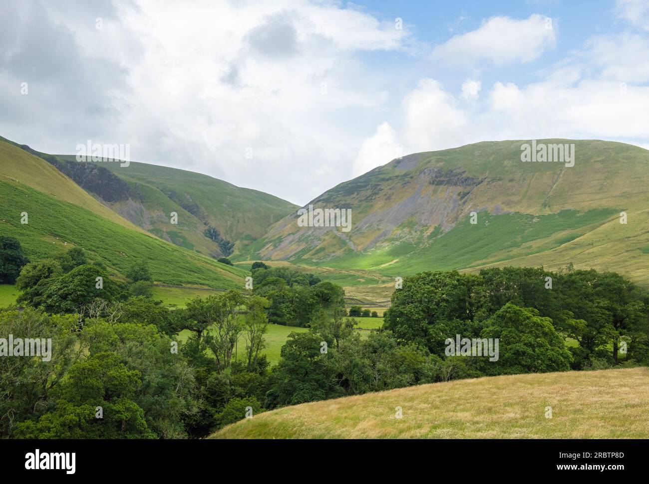 Possible ancient dwellings en route hi-res stock photography and images ...