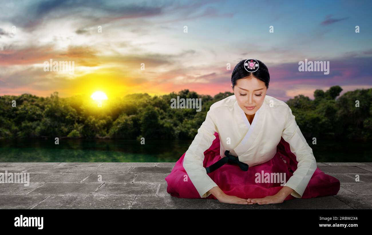 Asian woman wearing a traditional Korean national costume, Hanbok ...
