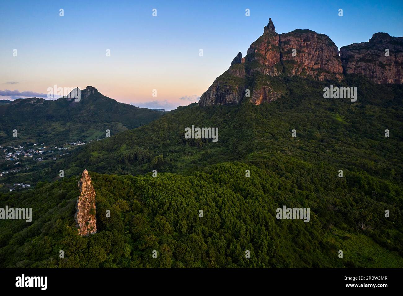 Mauritius, Port-Louis district, Le Pouce mountain Stock Photo - Alamy