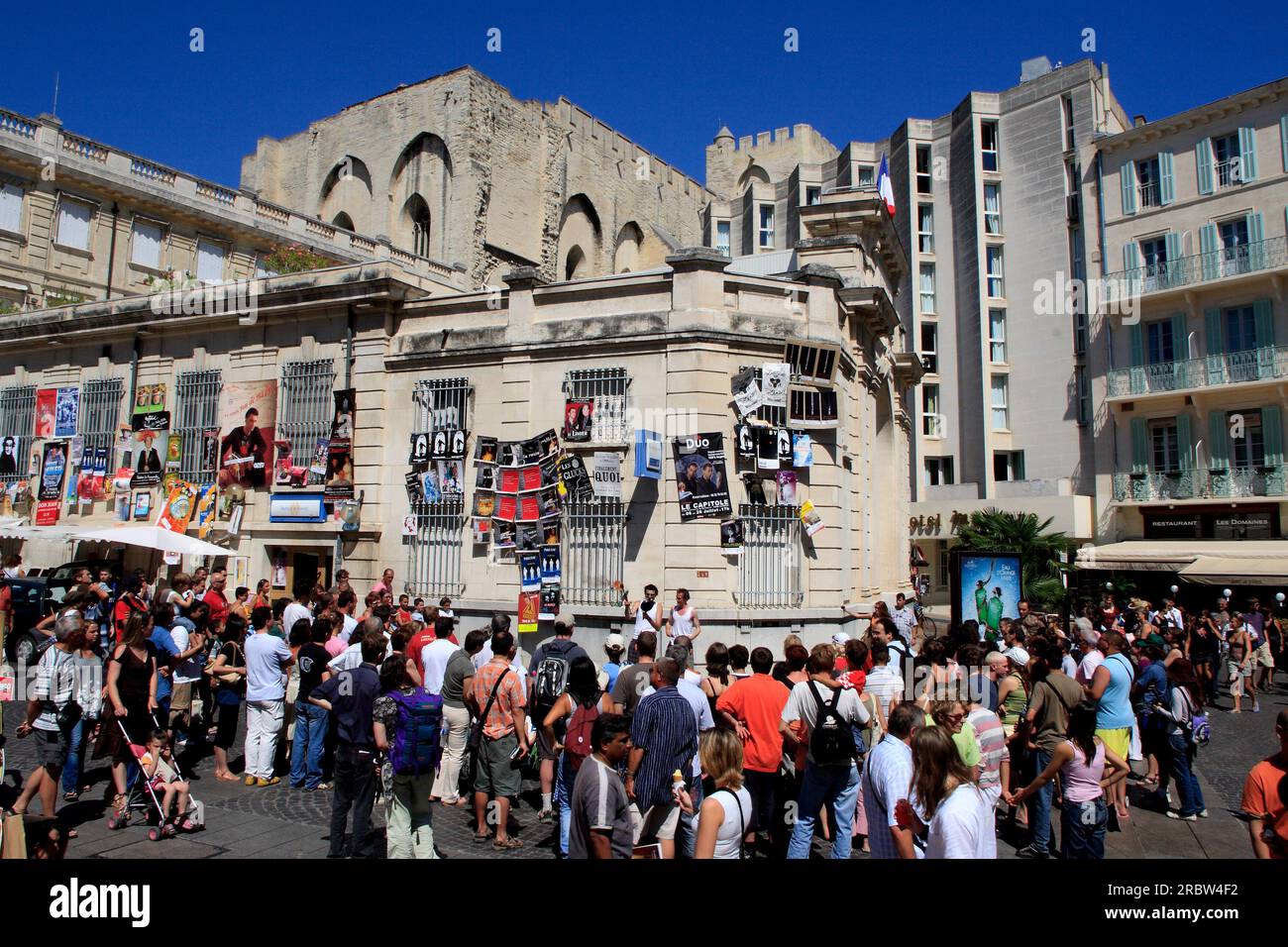 Festival of avignon poster hi-res stock photography and images - Alamy