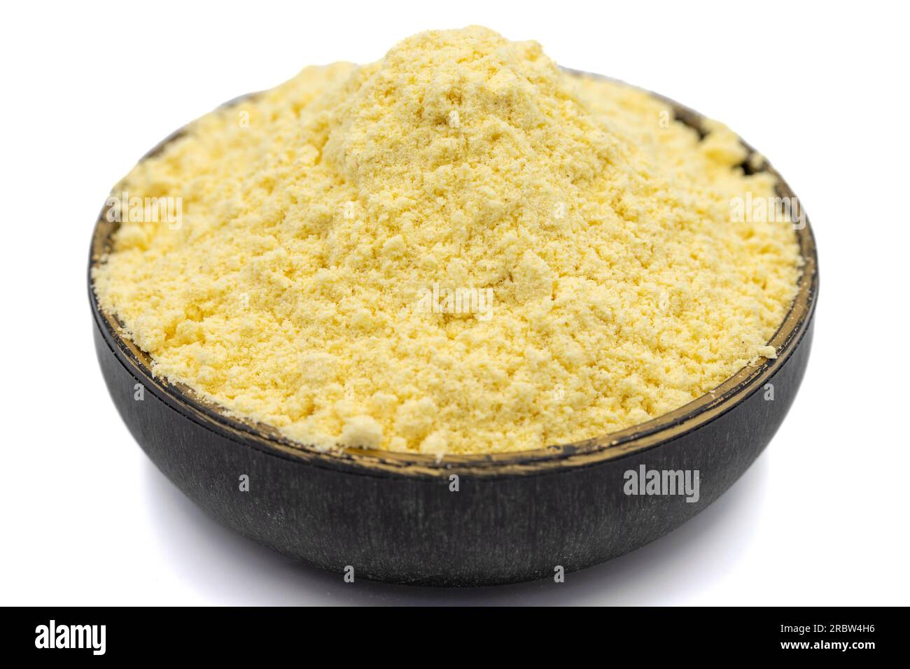 Corn flour isolated on white background. Cornmeal in bowl. close up ...