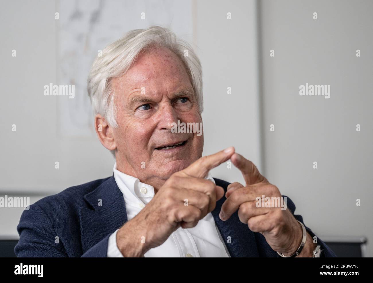 Peter falke hi-res stock photography and images - Alamy