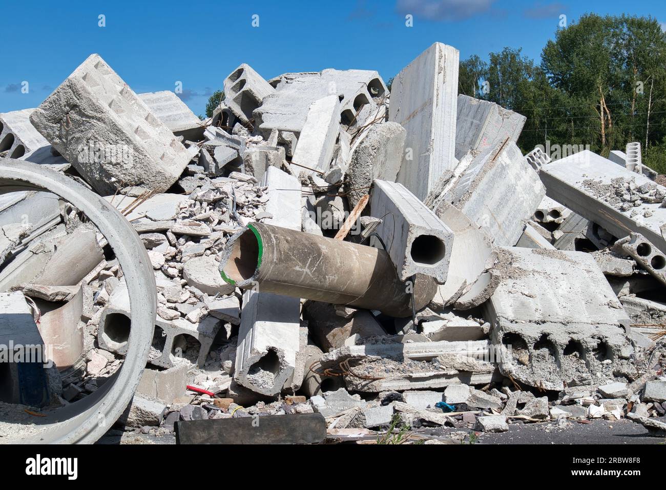 pile of concrete debris from demolished buildings Stock Photo - Alamy