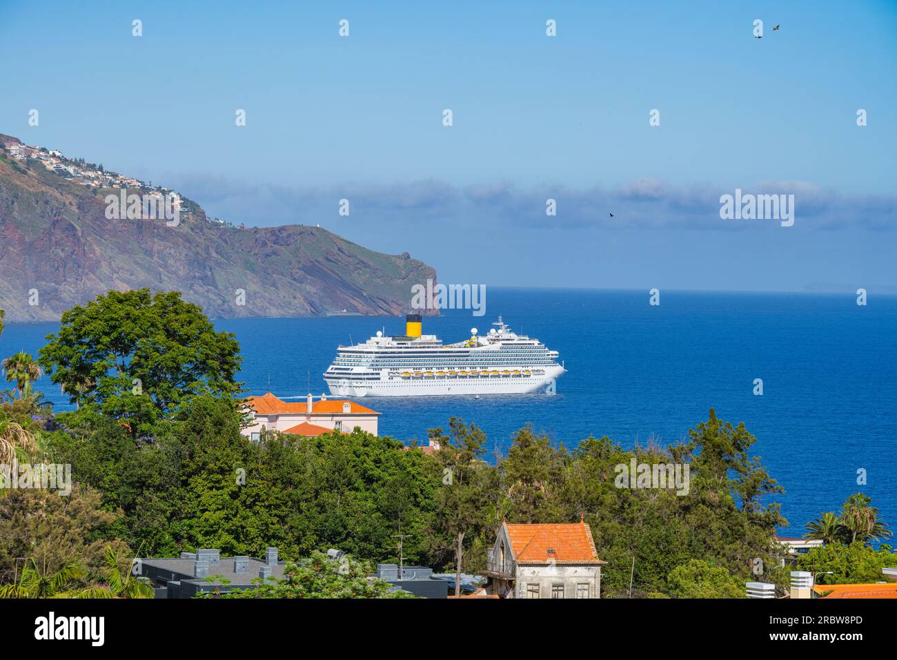 landscape of the city of Funchal in Madeira with the ship Stock Photo ...