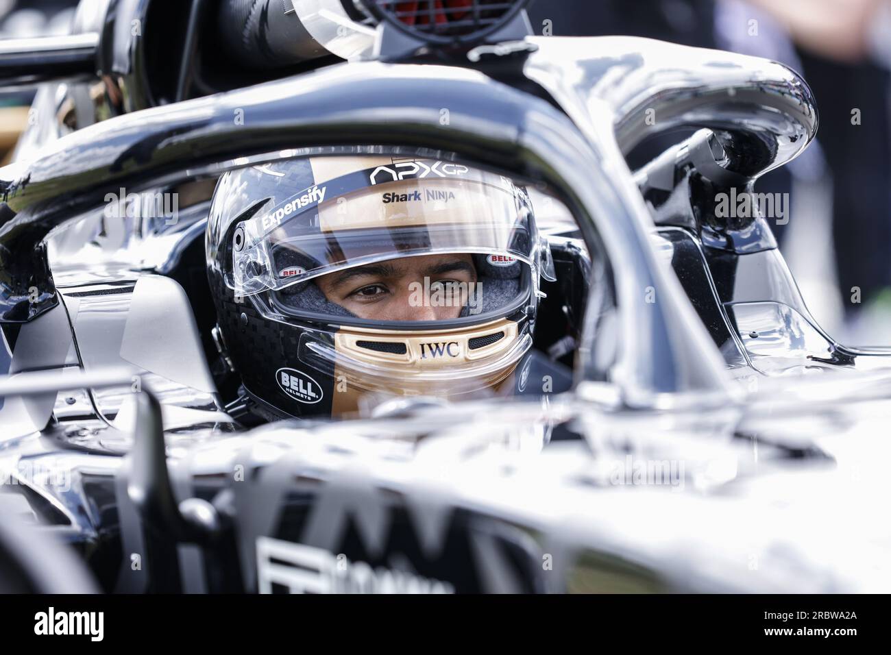 09 PEARCE Joshua, Modified F2 car prepared by Mercedes Applied Science ...