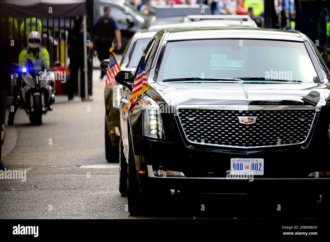US President Joe Biden visits British Prime Minister Rishi Sunak in ...