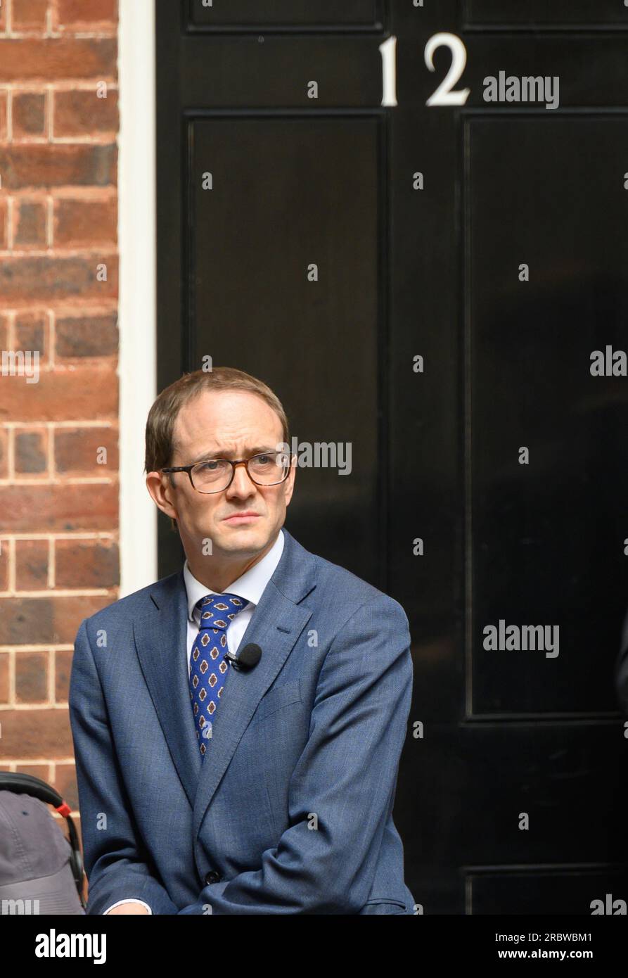 Chris Mason (BBC News Political Editor) in Downing Street as US ... Chris Mason (BBC News Political Editor) in Downing Street as US ...