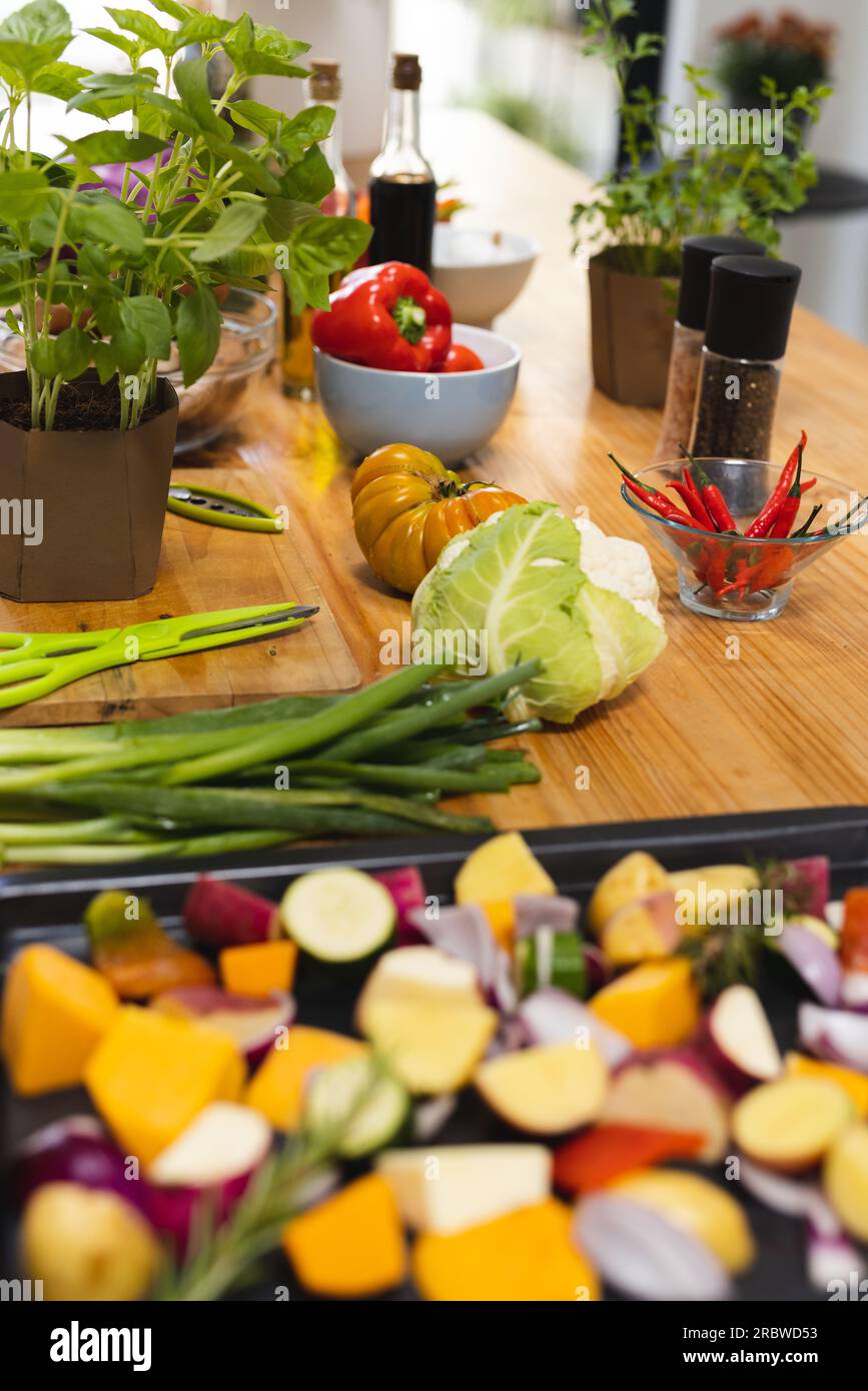 Spices and vegetables hi-res stock photography and images - Alamy