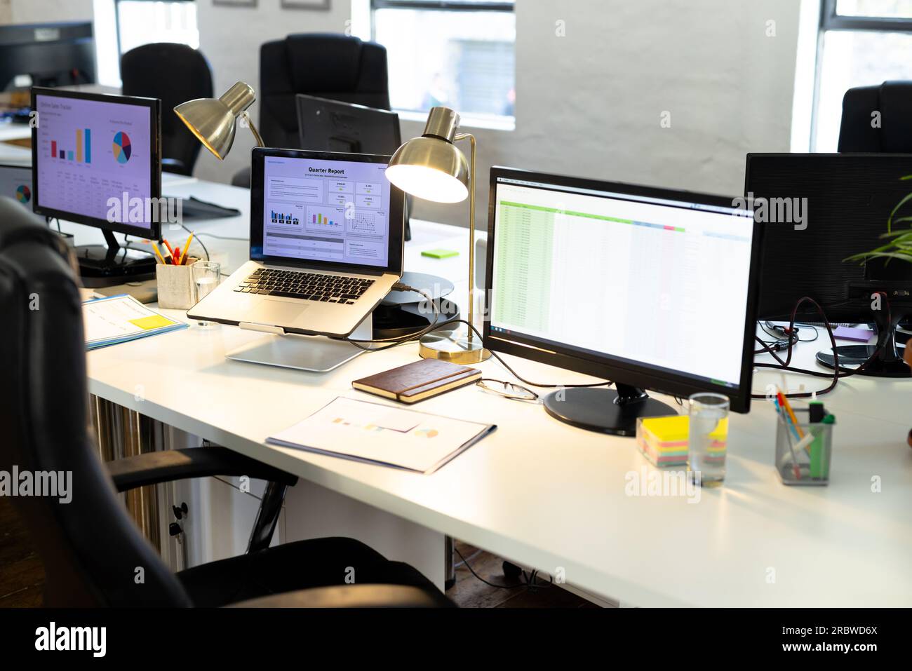 Documents office desk hi-res stock photography and images - Alamy