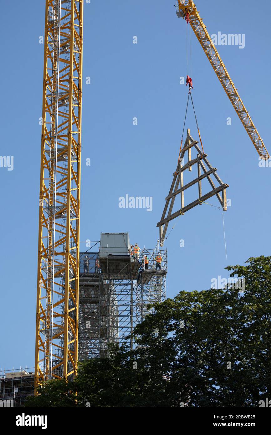 Timber truss fire hi-res stock photography and images - Alamy