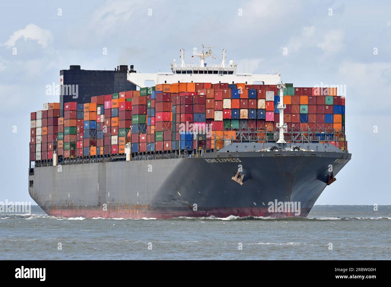 Containership ROME EXPRESS off Cuxhaven Stock Photo - Alamy