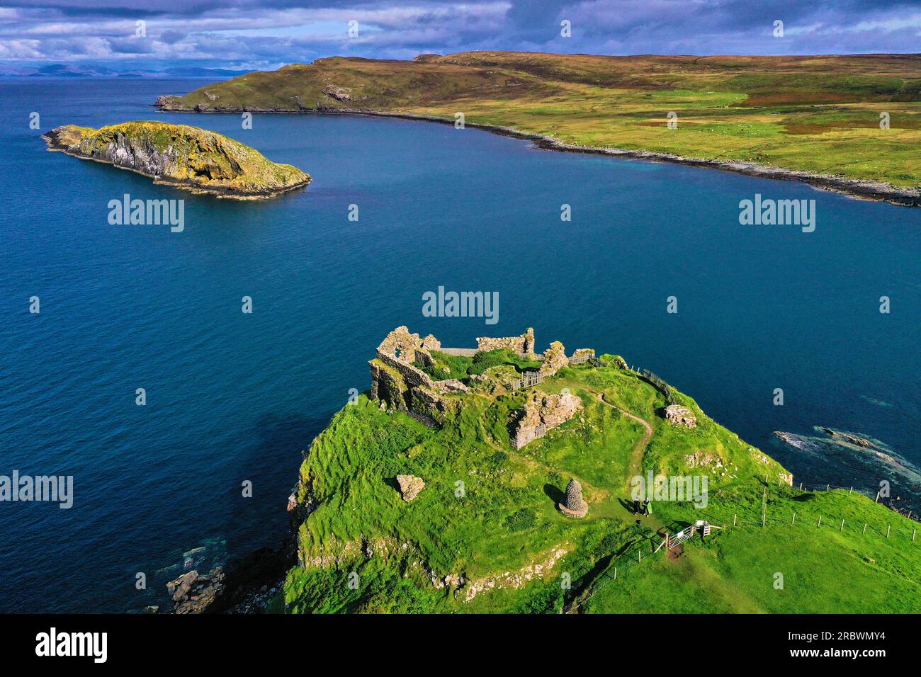 United Kingdom, Scotland, Isle of Skye, Duntulm Castle Stock Photo - Alamy