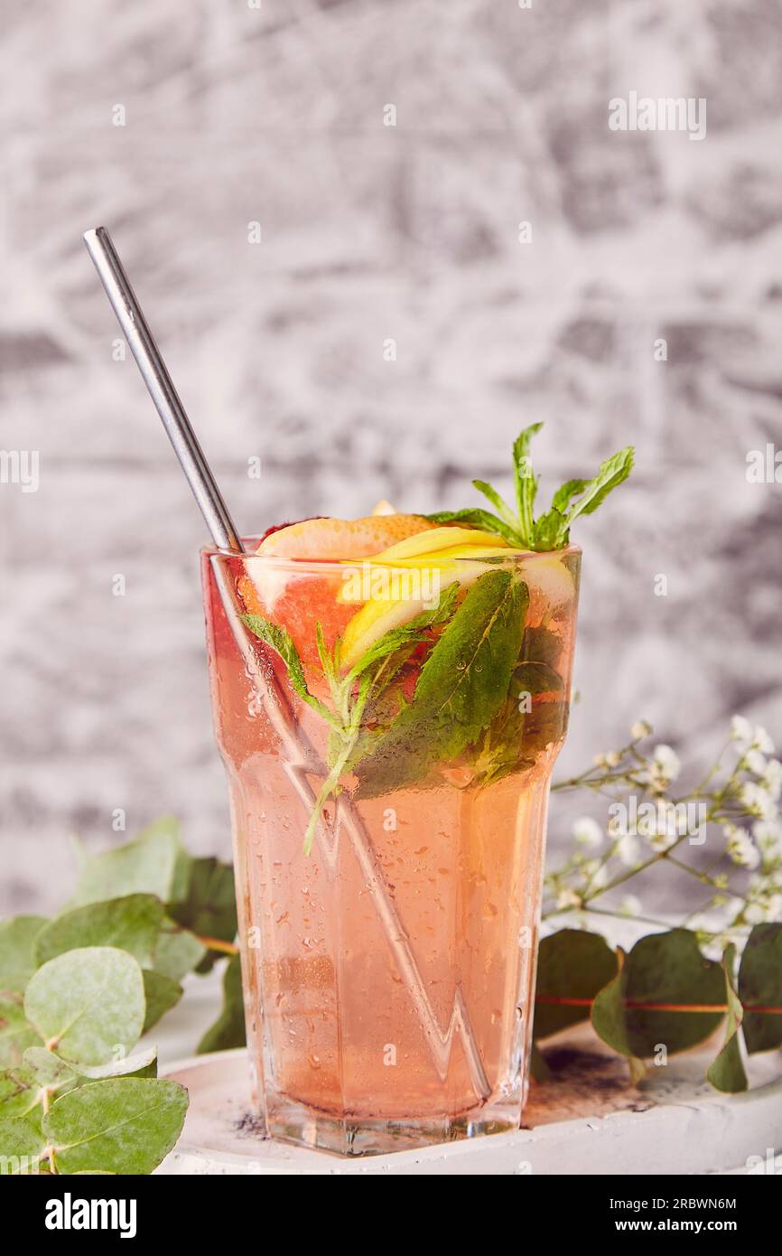 Refreshing trendy citrus mocktail. Non-alcoholic twist on a paloma is ...