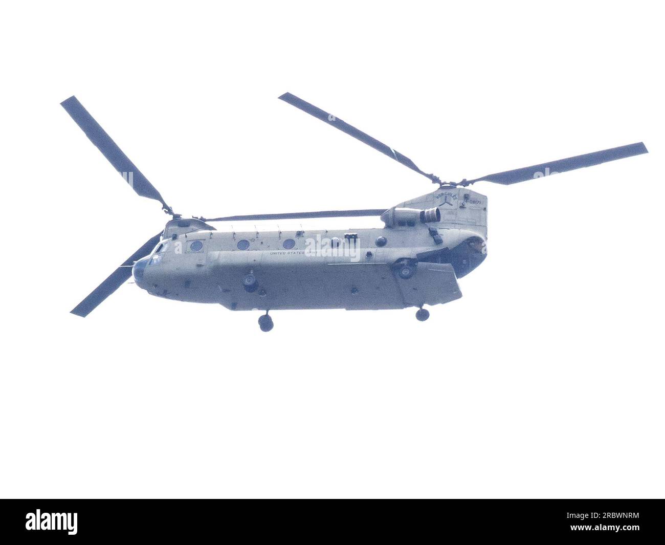Sheerness, Kent, UK. 11th July, 2023. Four US Military Chinooks were ...