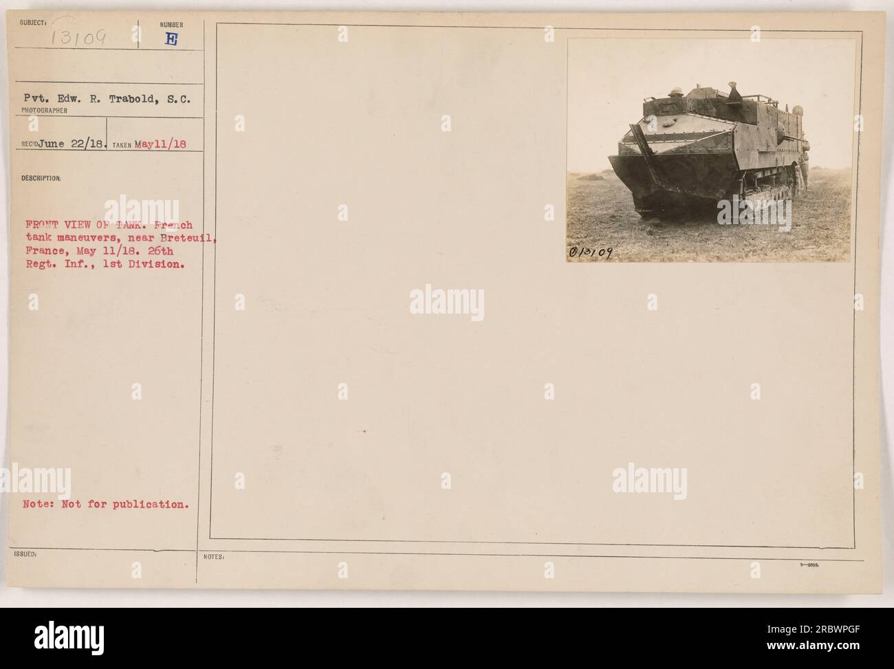 French tank maneuvers hi-res stock photography and images - Alamy