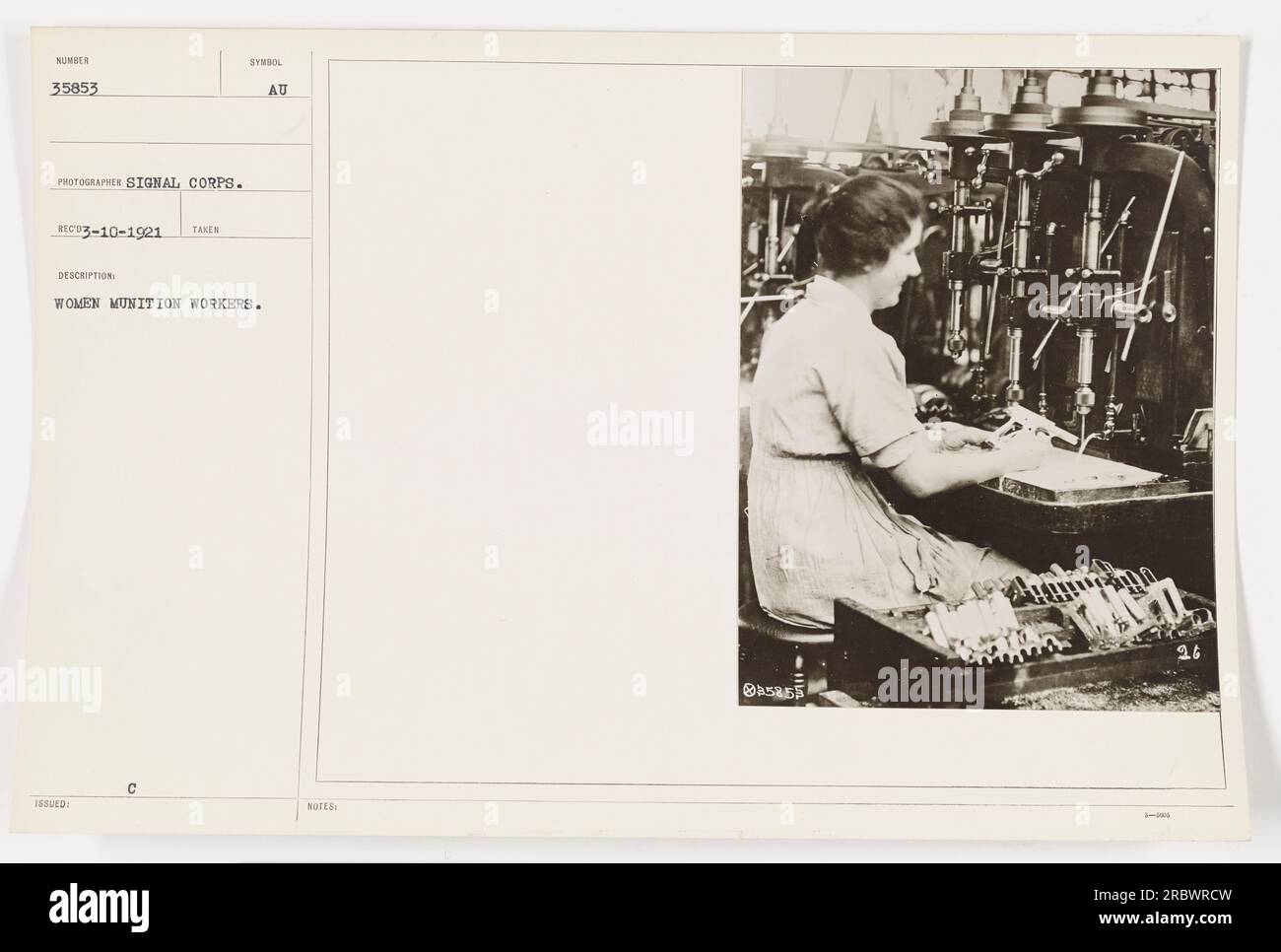 Women munition workers in World War One. The photograph number 35853 ...