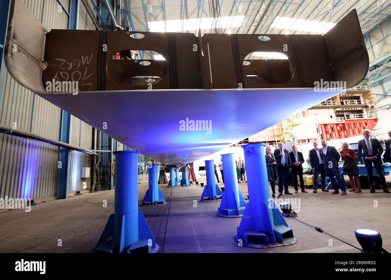 11 July 2023, Mecklenburg-Western Pomerania, Warnemünde: The keel ...