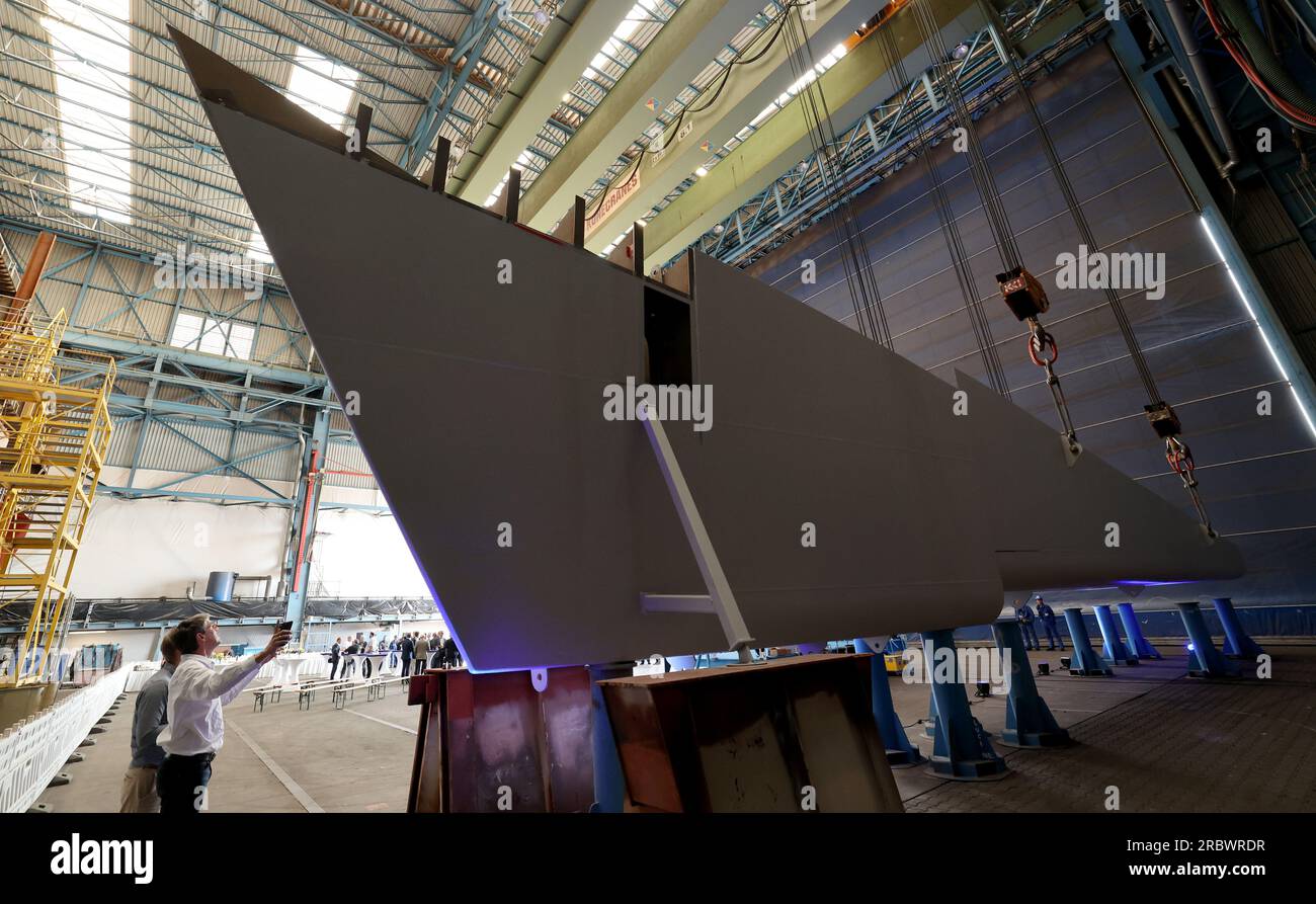 11 July 2023, Mecklenburg-Western Pomerania, Warnemünde: The keel ...