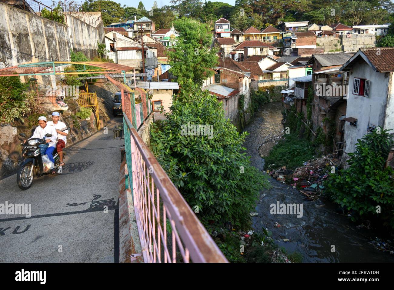 Java bridges hi-res stock photography and images - Alamy