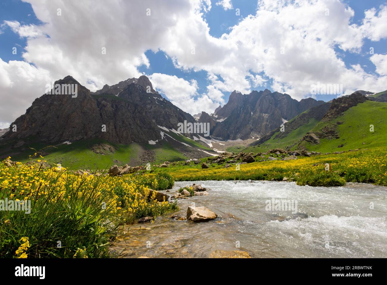 cilo mountains, hakkari, high mountains and clouds, valley of heaven ...