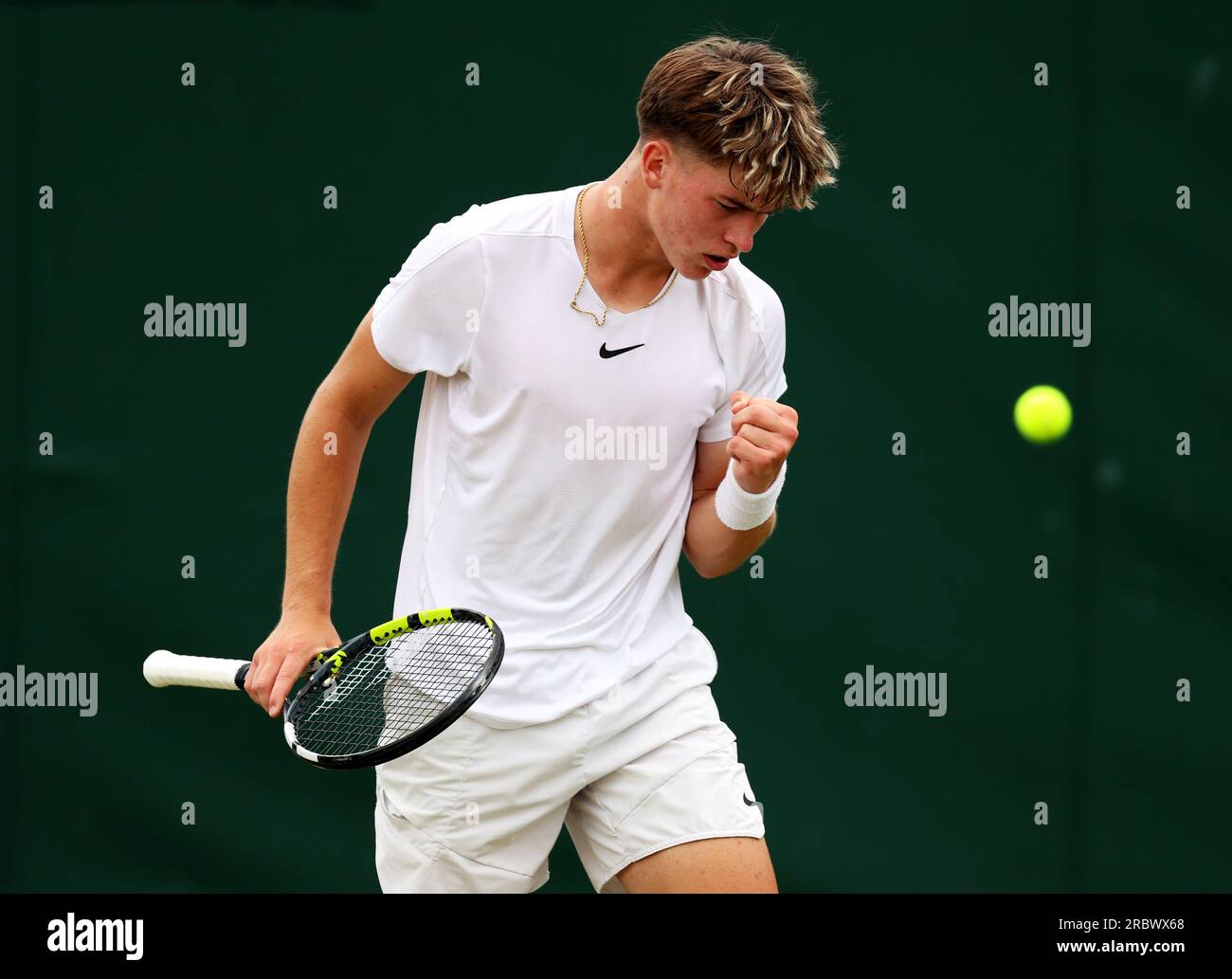 Viktor Frydrych reacts in his match against Darwin Blanch (not pictured ...