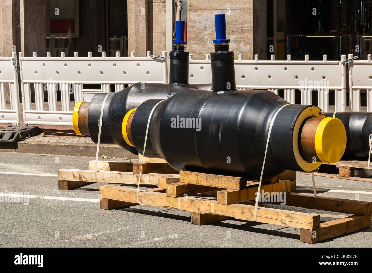 Short tubing hi-res stock photography and images - Alamy