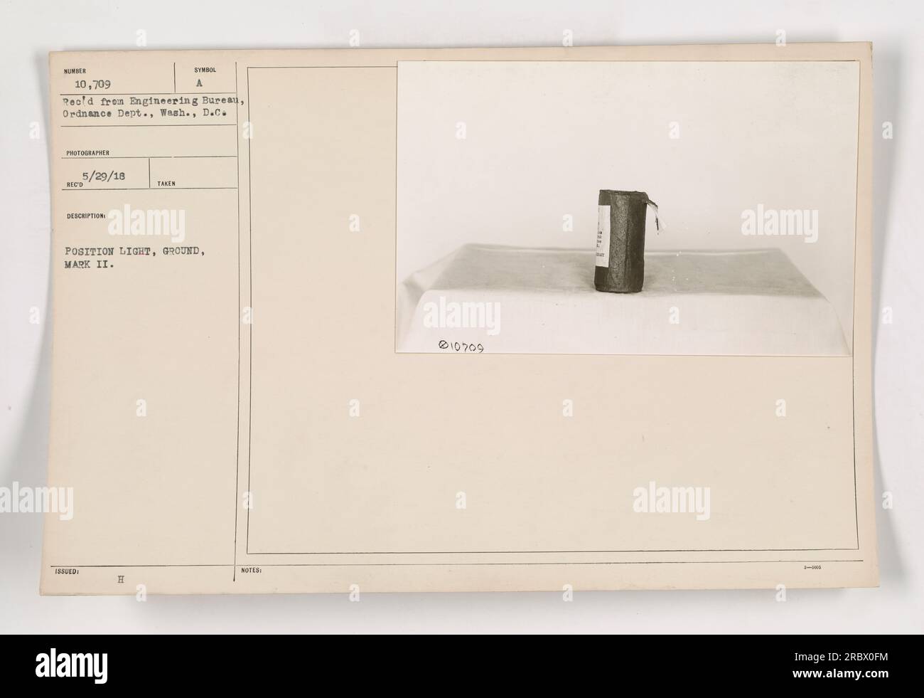 Ground position light signal hi-res stock photography and images - Alamy