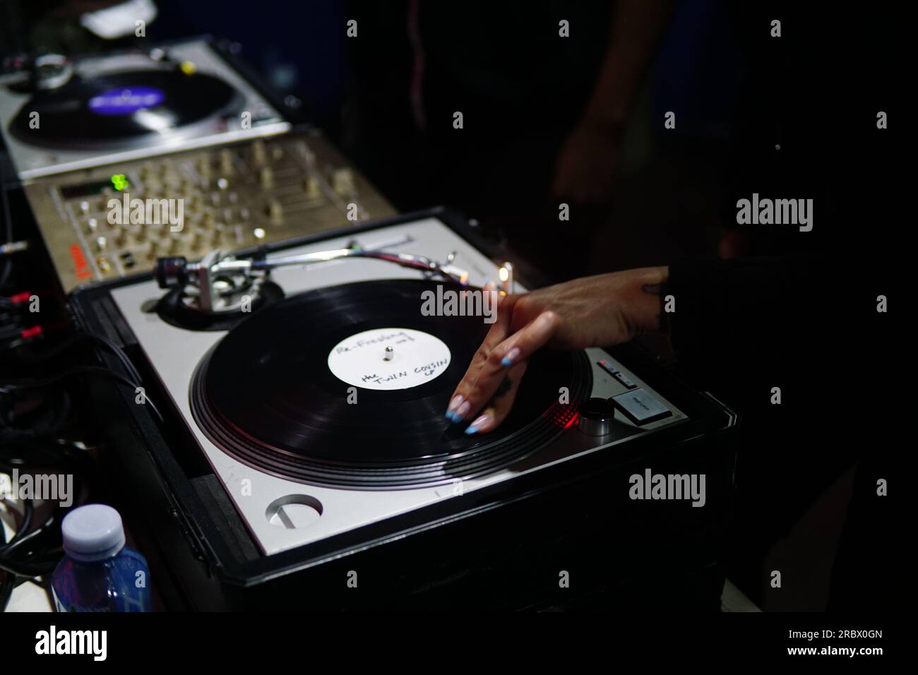 Dj Mixers Turntables Wallpaper Dj Turntable Mixer Free Photo On
