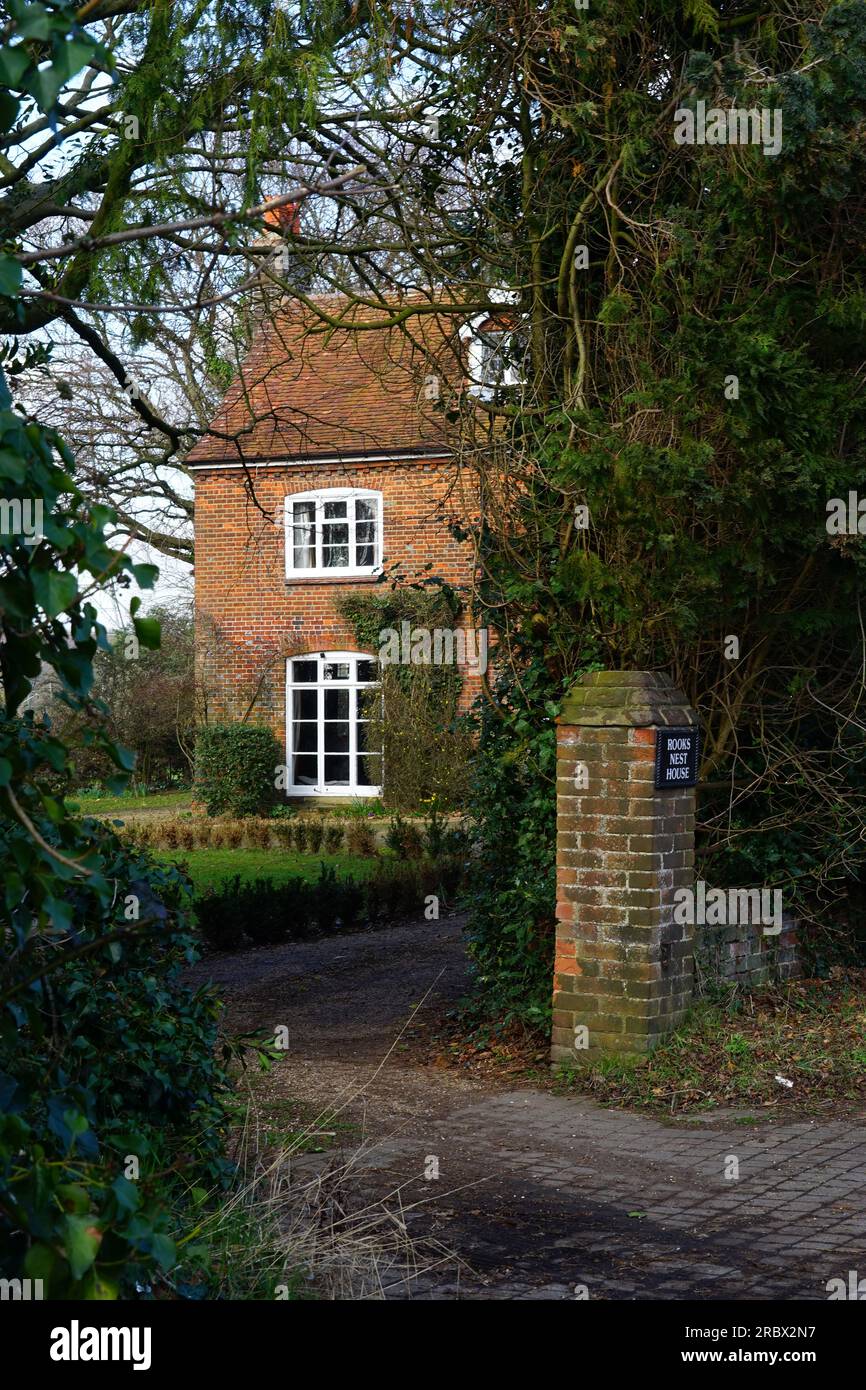 Howards end house hi-res stock photography and images - Alamy