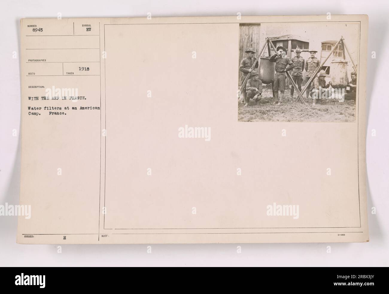 American soldiers in water filtration camp hi-res stock photography and ...