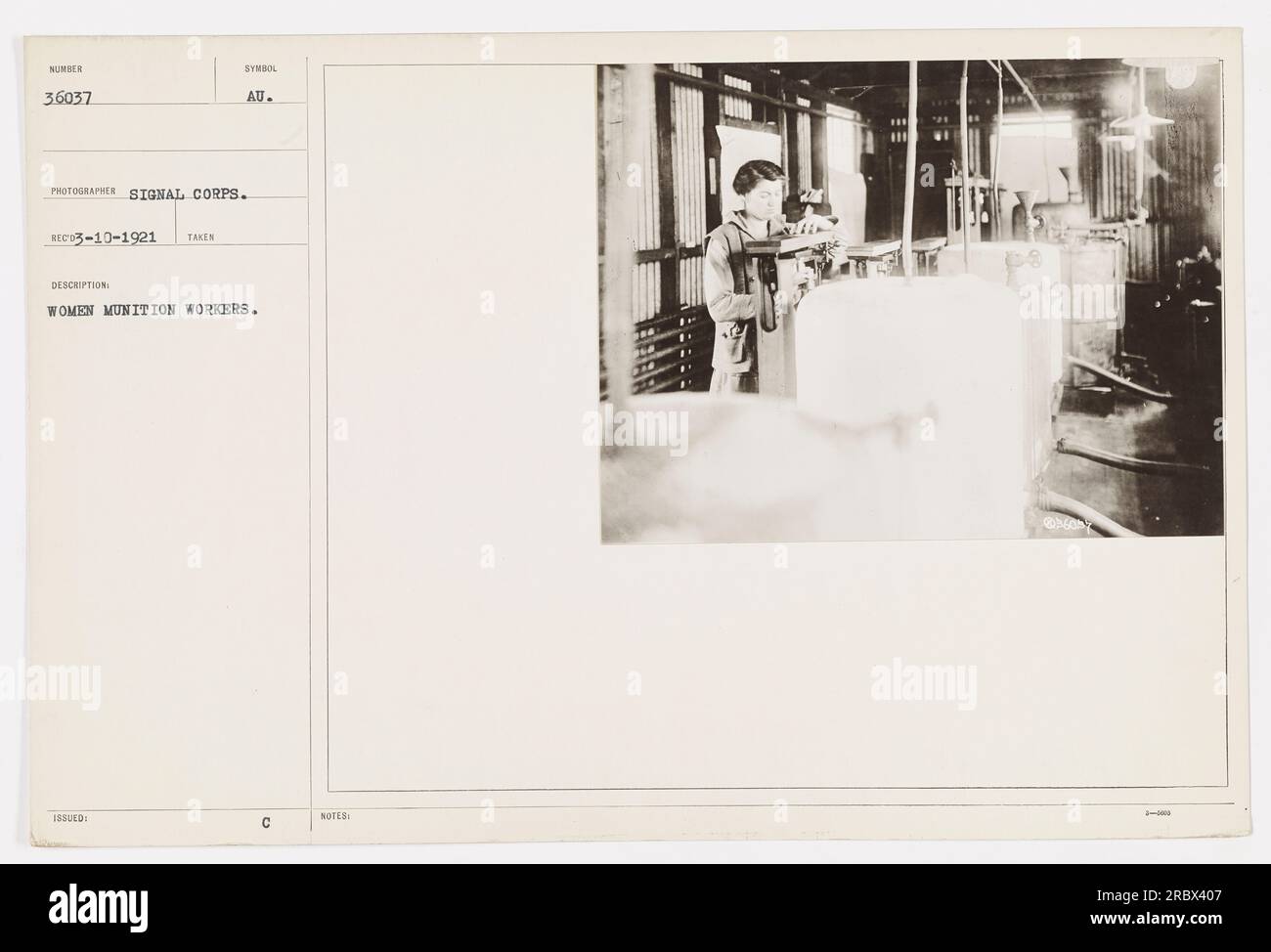 Women munition workers during World War One. This photograph was taken ...