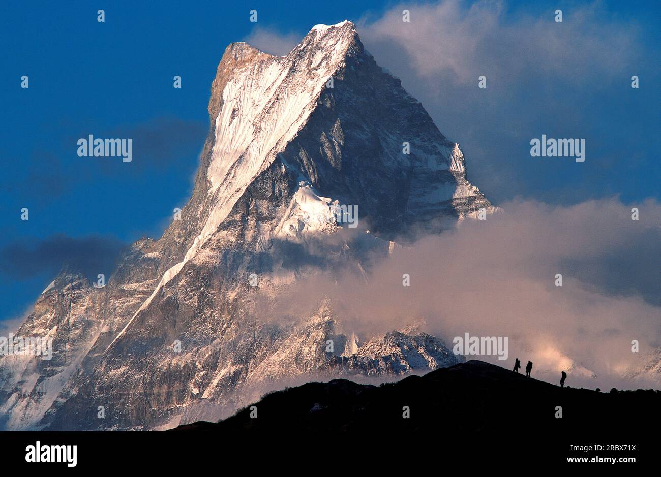 The magnificent Mt. Fishtail as seen from Ghandruk village, Nepal Stock ...