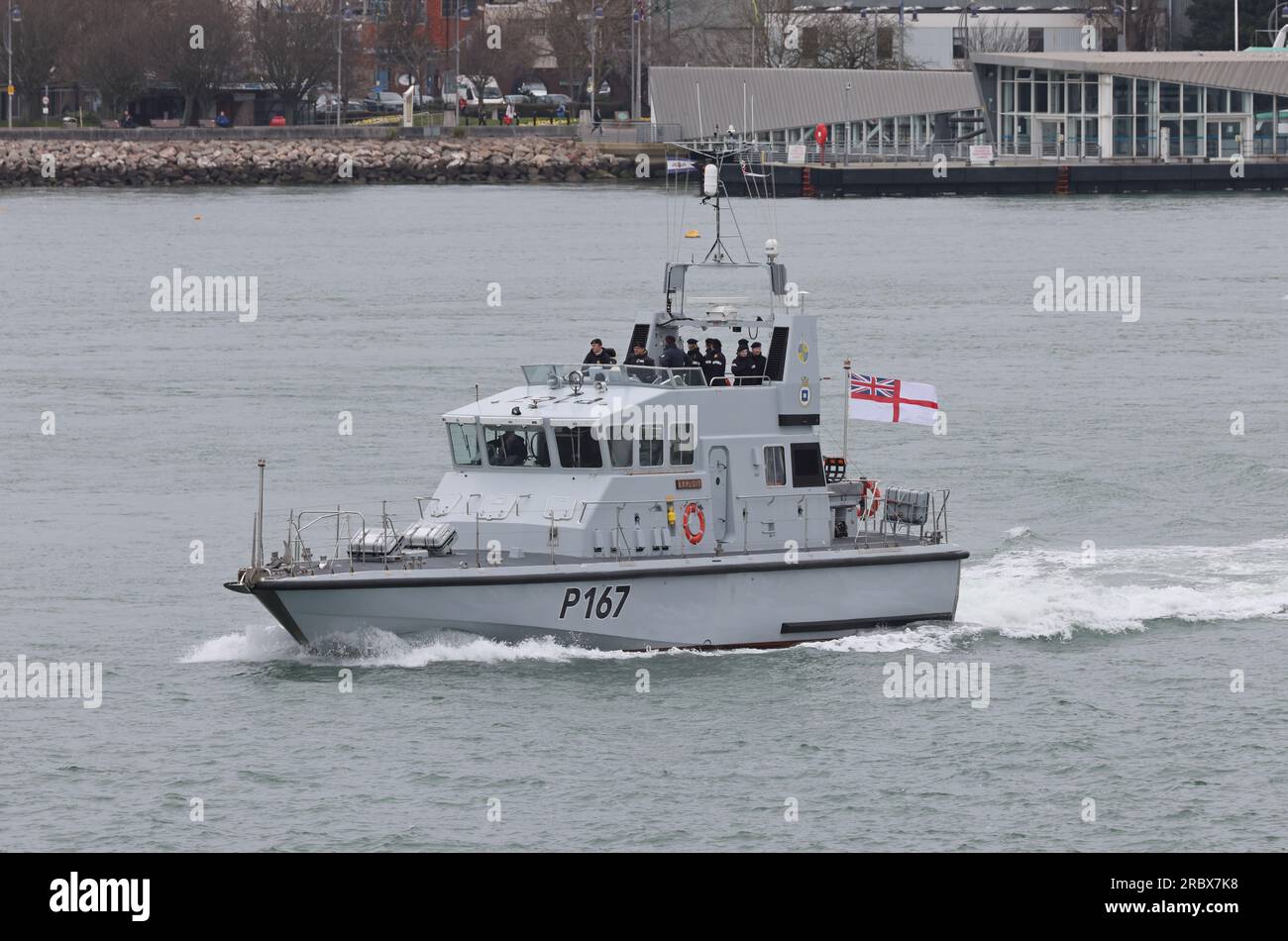 The Royal Navy Fast Training Boat HMS EXPLOIT (P167) leaves harbour ...