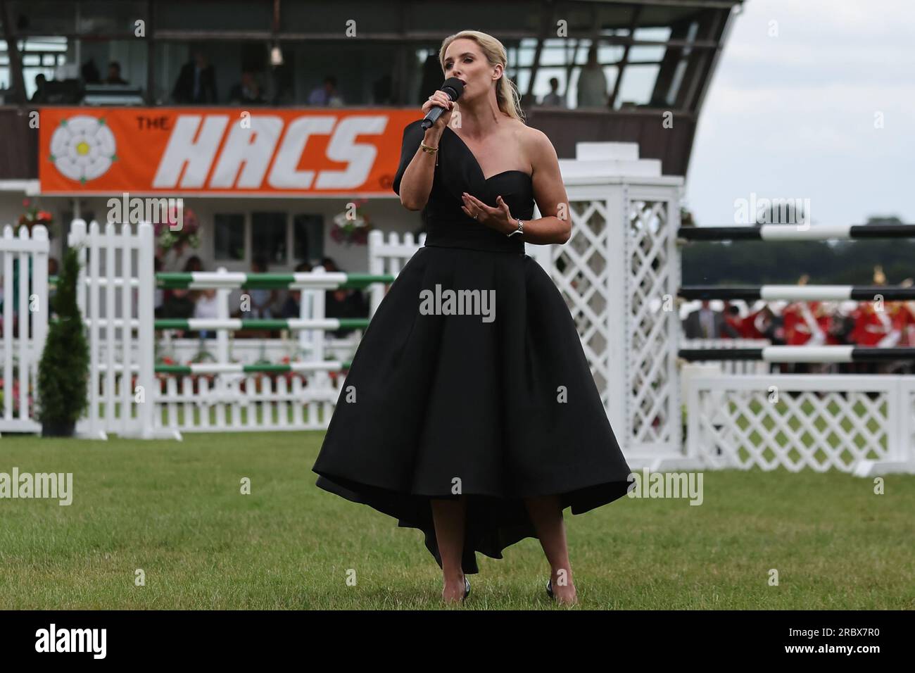 Lizzie jones hi-res stock photography and images - Alamy