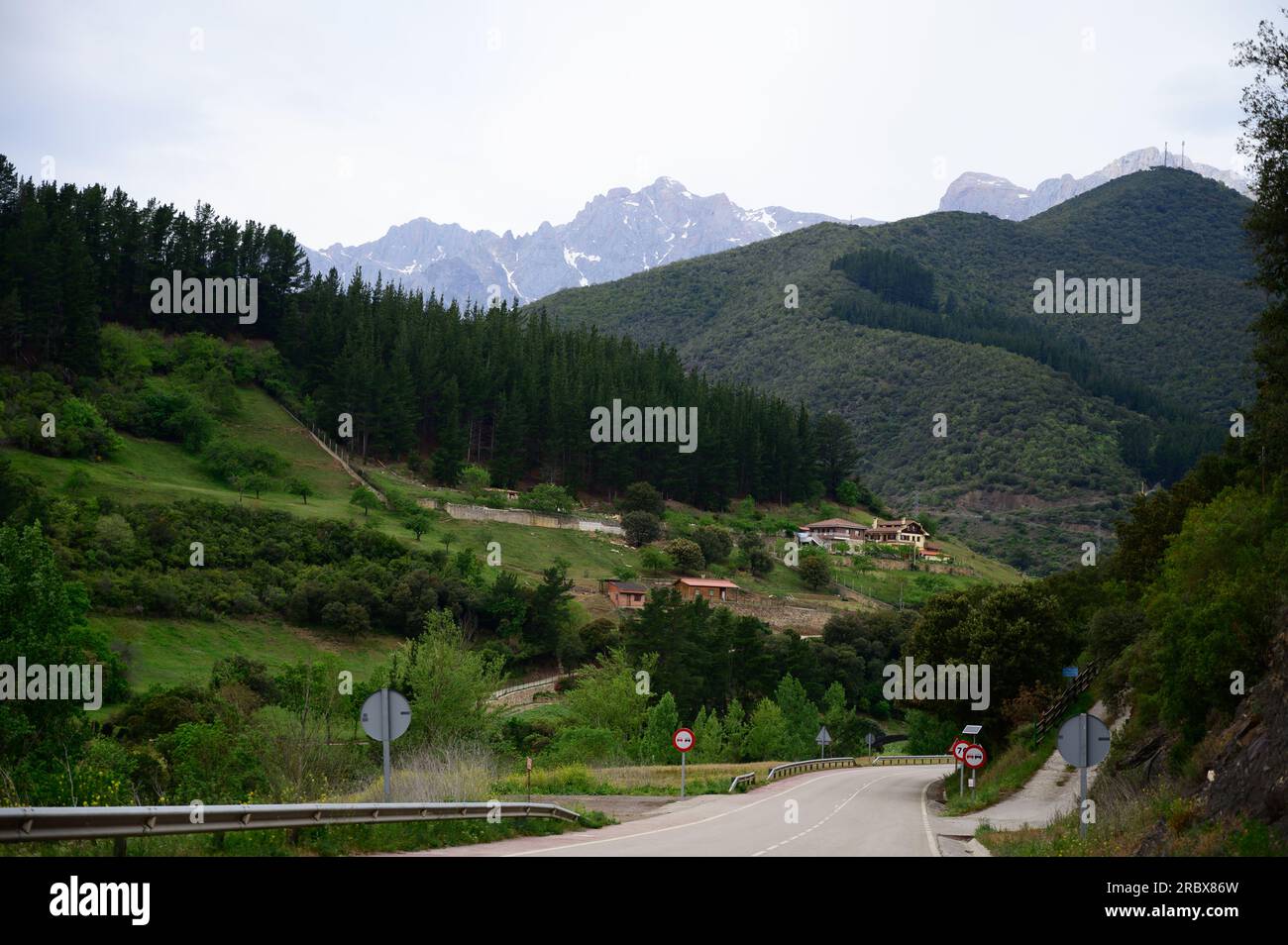 Views of green Liebana valley, houses and mountains, comarca of ...
