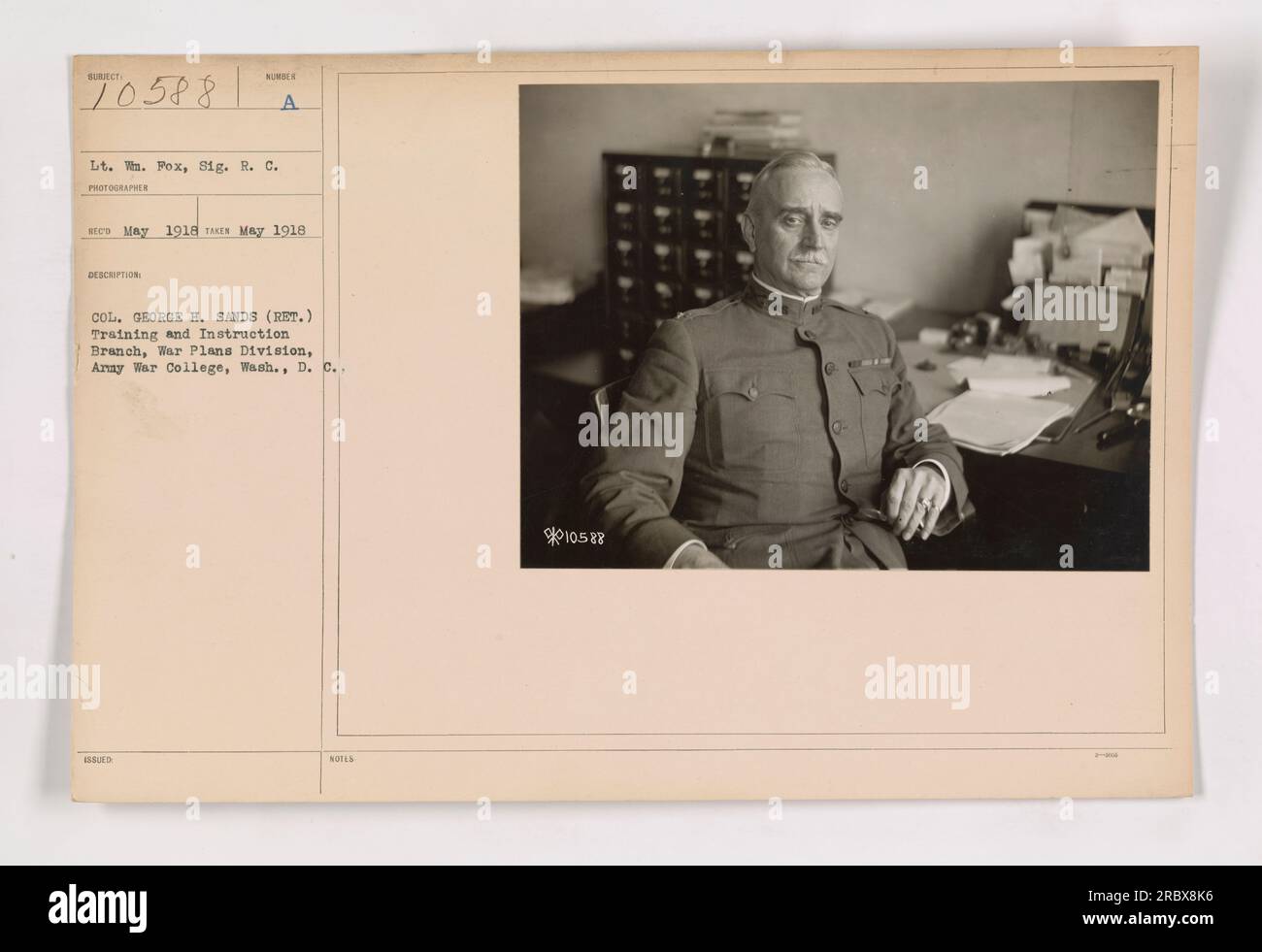 World war i communication device hi-res stock photography and images ...