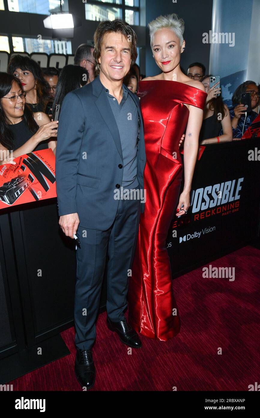 Tom Cruise and Pom Klementieff Stock Photo - Alamy