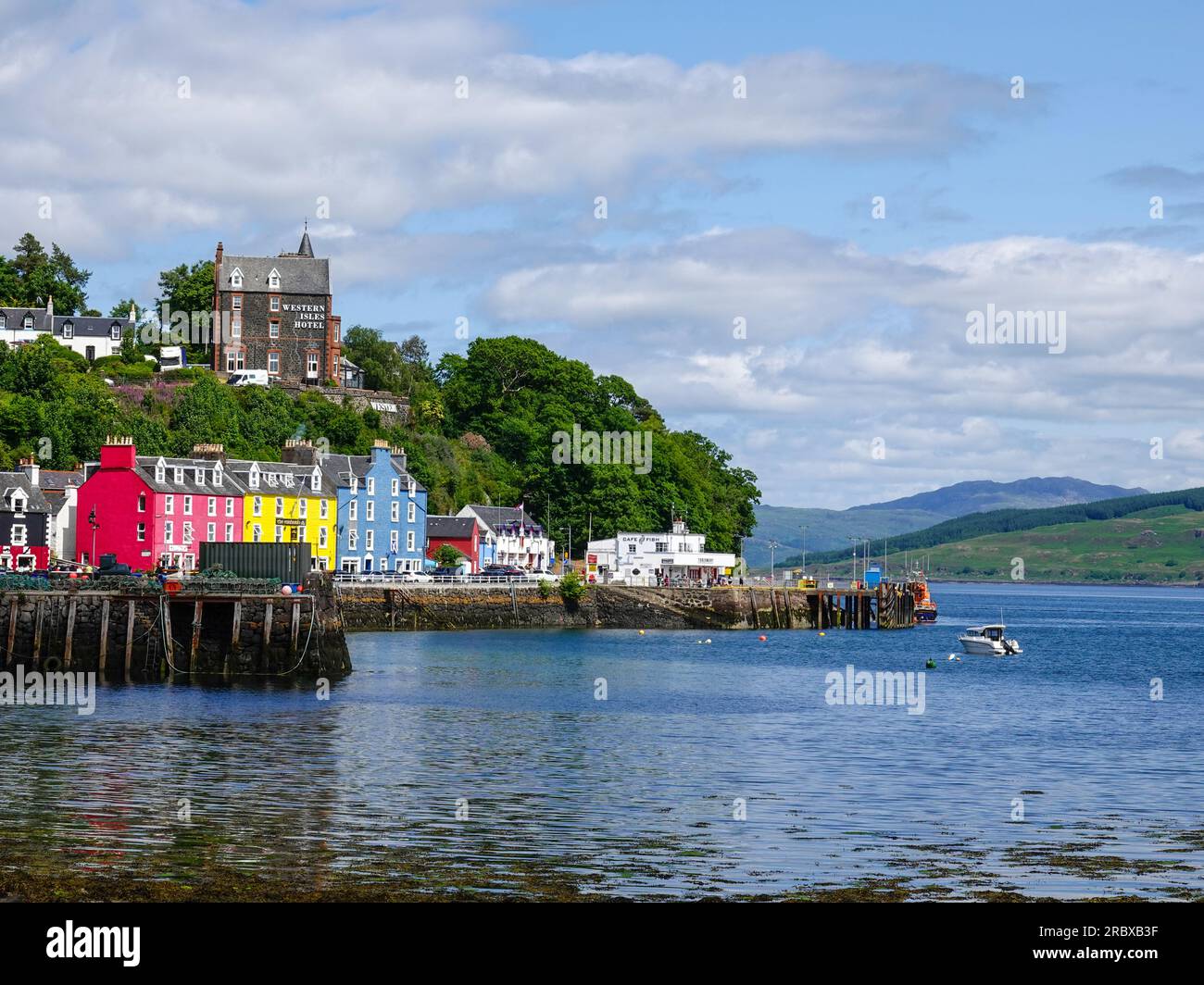 Colourful, colorful, town, village of Tobermory, Isle of Mull, Scotland ...