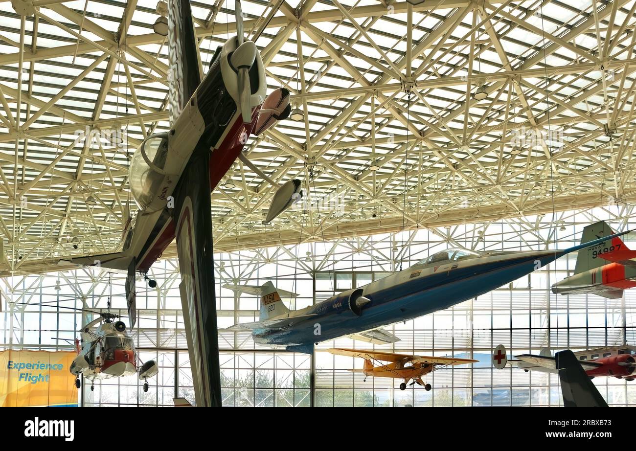 Nasa f 104a hi-res stock photography and images - Alamy