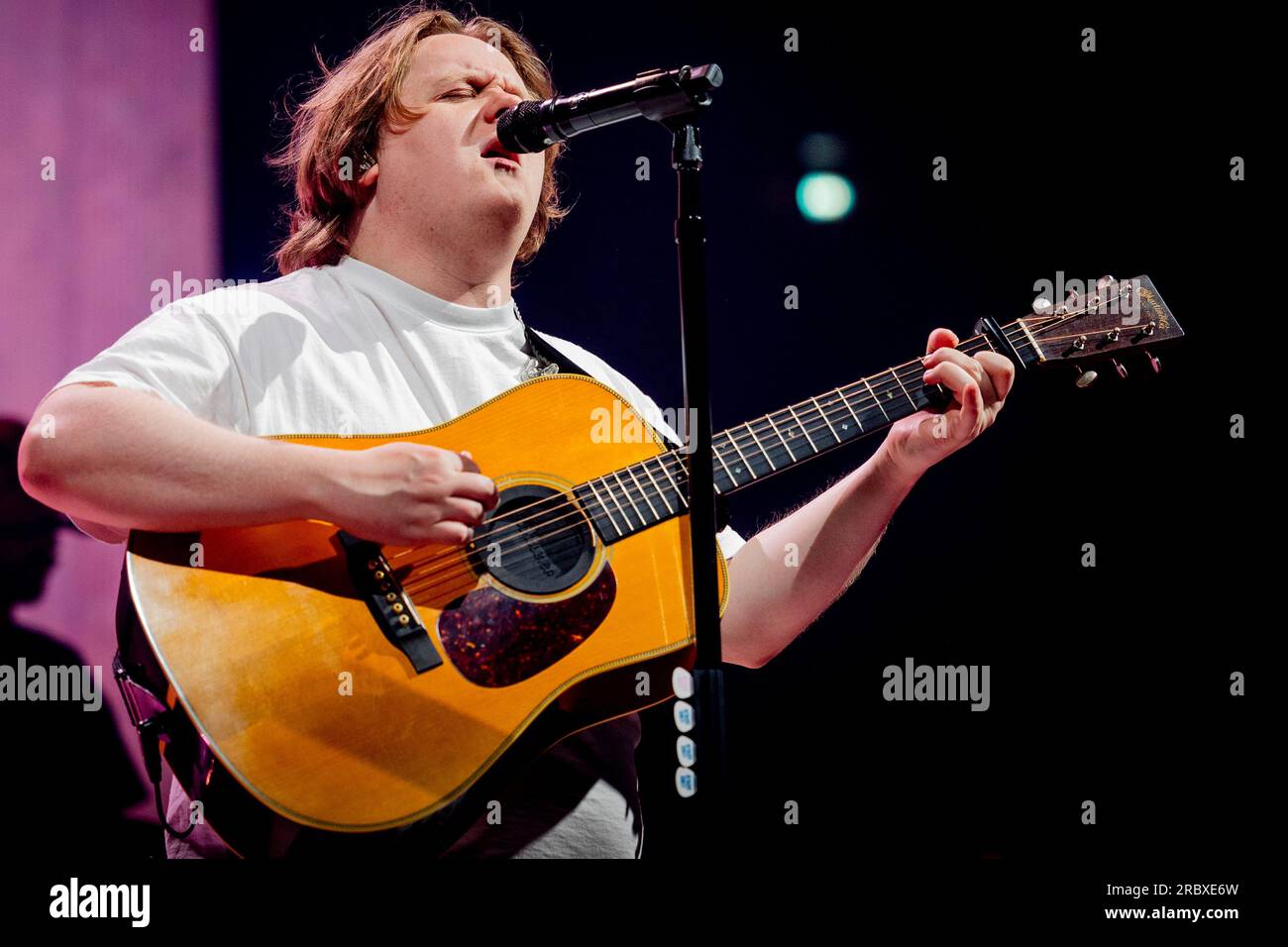 Italy 31 May 2023 Lewis Capaldi - Broken By Desire To Be Heavenly Sent ...