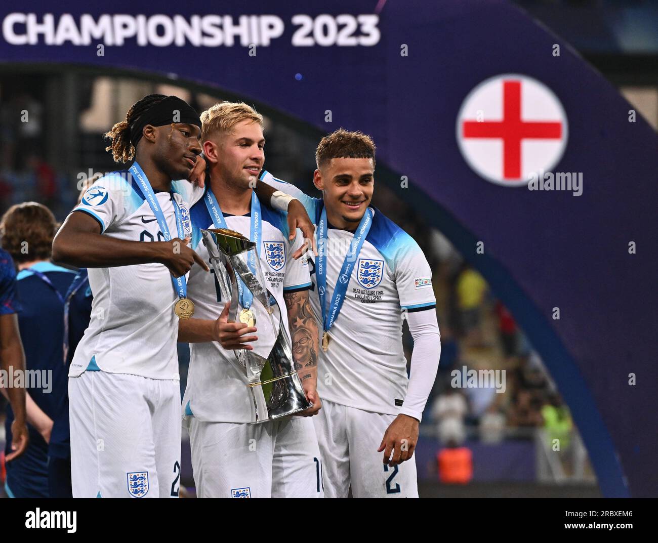 BATUMI, GEORGIA - JULY 8: England's players Noni Madueke, Emile Smith ...