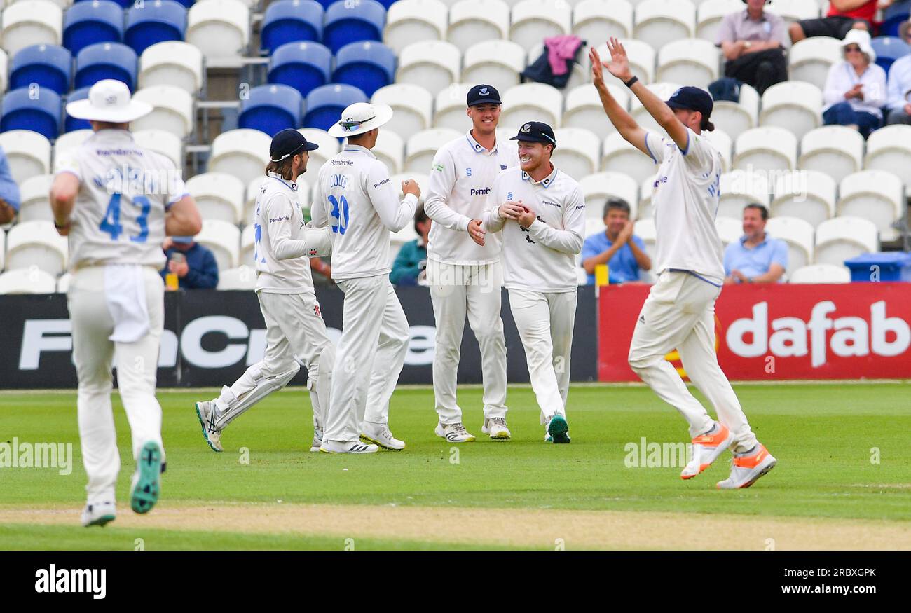 Cricket 2nd hi-res stock photography and images - Alamy