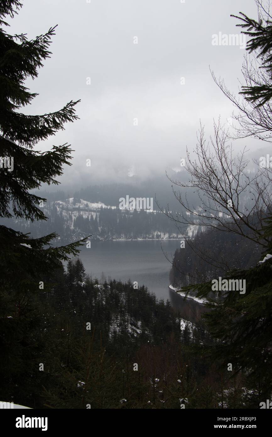 Dam sance hi-res stock photography and images - Alamy