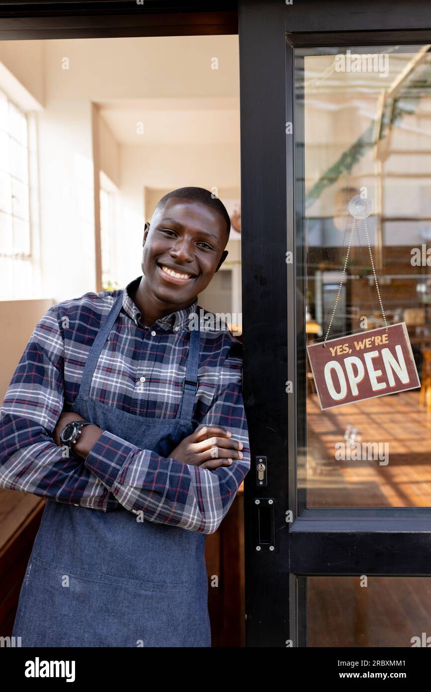 American cafe door hi-res stock photography and images - Alamy