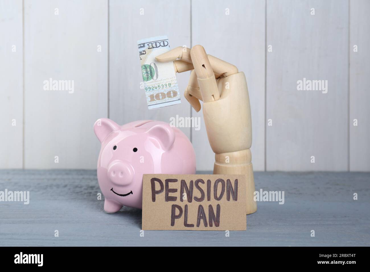 Hand holding insurance card hi-res stock photography and images - Alamy