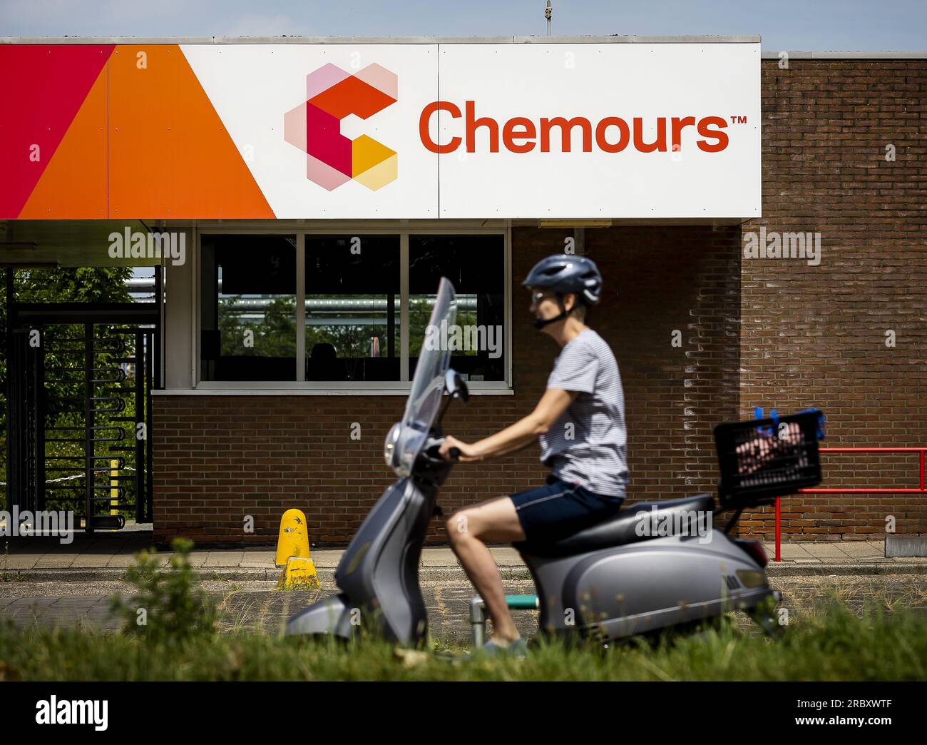 Pfas production hi-res stock photography and images - Alamy