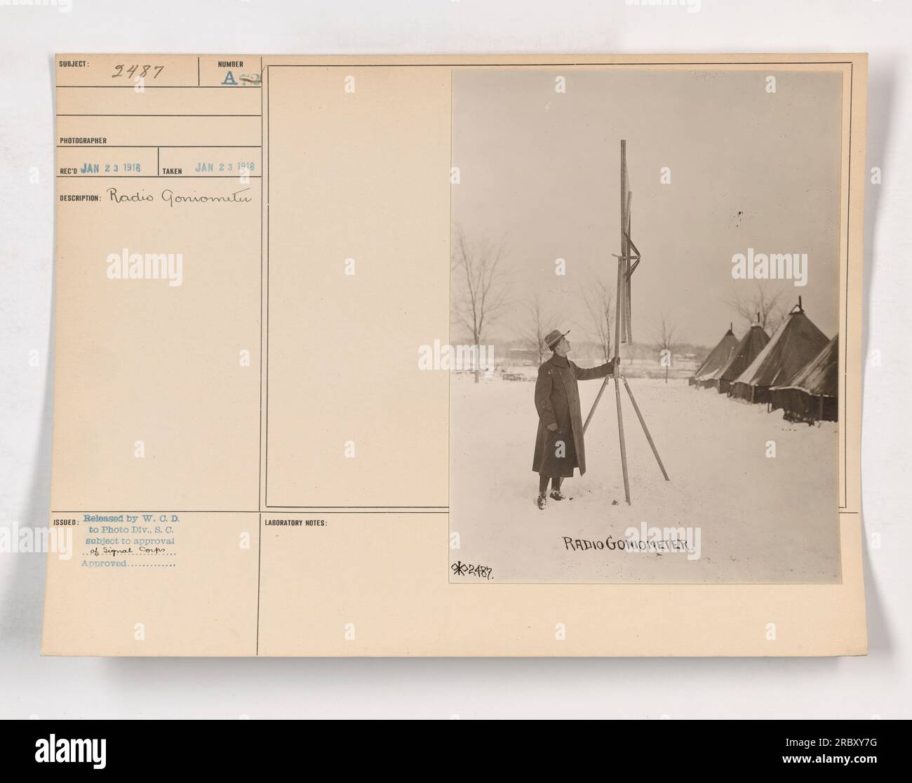 The photograph shows a radio goniometer used during World War One ...